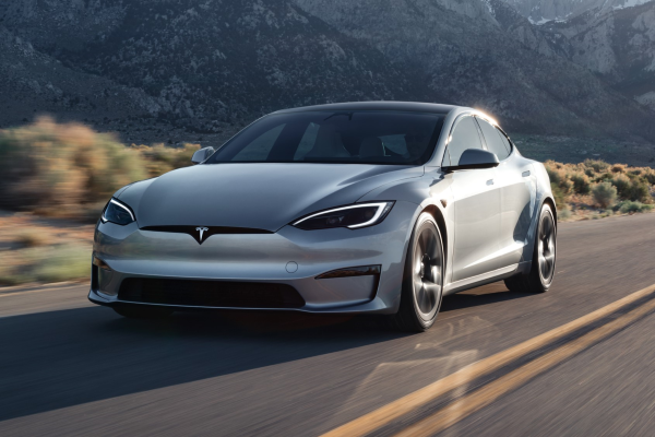 Model S Plaid (19in wheels) | DriveClean